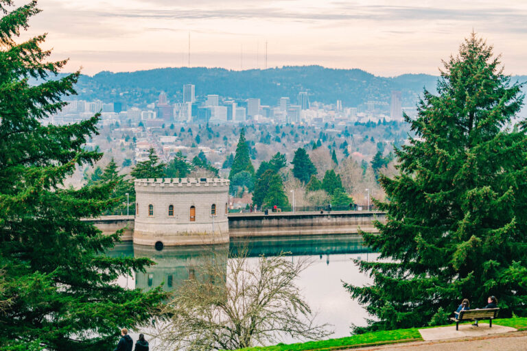 15 STUNNING Parks in Portland, Oregon (Local's Guide)