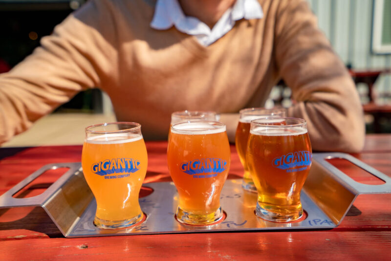 20 EPIC Craft Breweries in Oregon Guaranteed to Satisfy