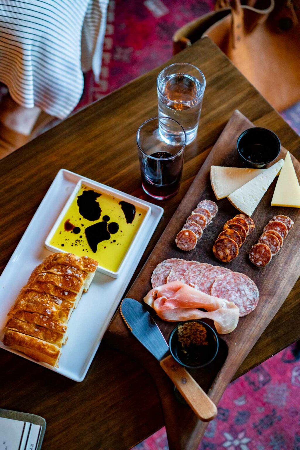 15 COZY Wine Bars in PORTLAND, Oregon | The Thirsty Local