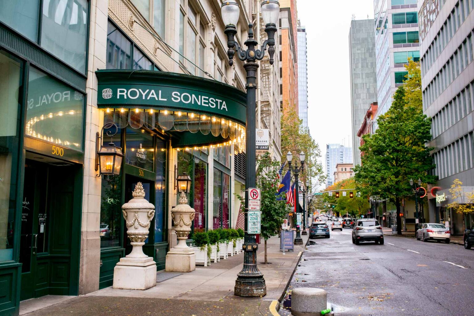 12 MEMORABLE Portland Hotels (Guide for All Budgets)
