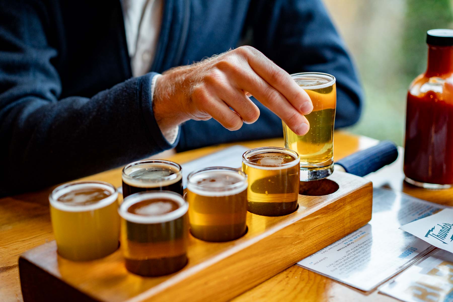 20 EPIC Craft Breweries in Oregon Guaranteed to Satisfy