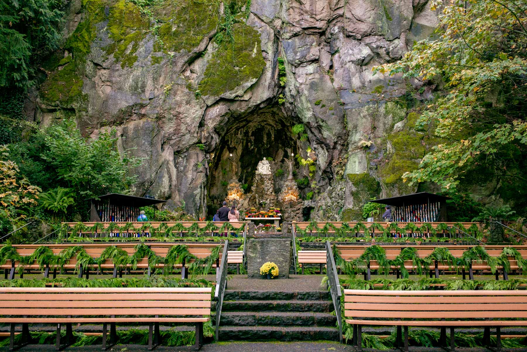 Visiting the PEACEFUL Portland Grotto (Helpful Guide + Photos)
