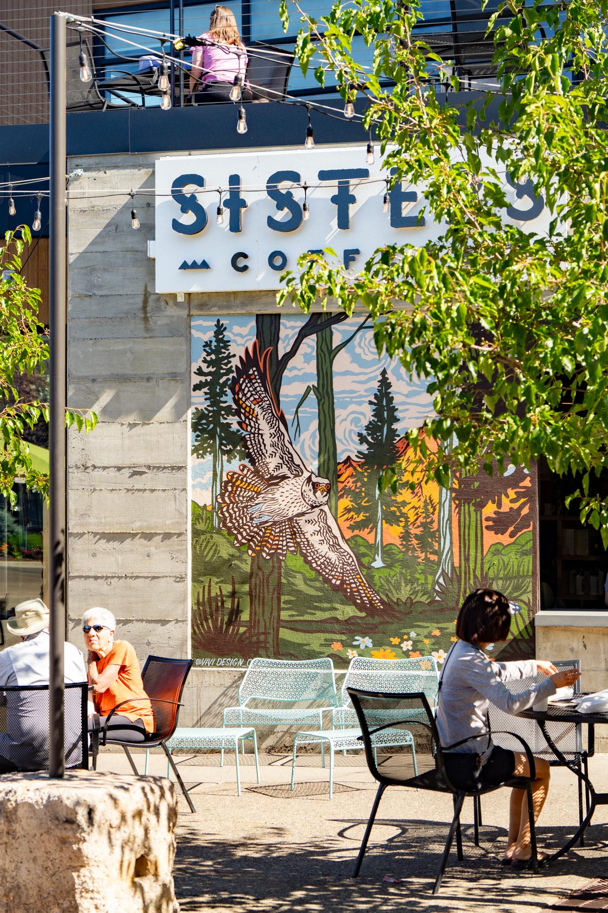 8 CHARMING Cafes in Bend, Oregon (Coffee Lover's Guide)