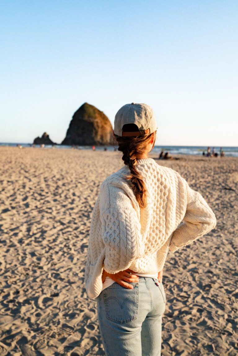 15 IRRESISTIBLE Oregon Coast Beaches to Explore This Summer