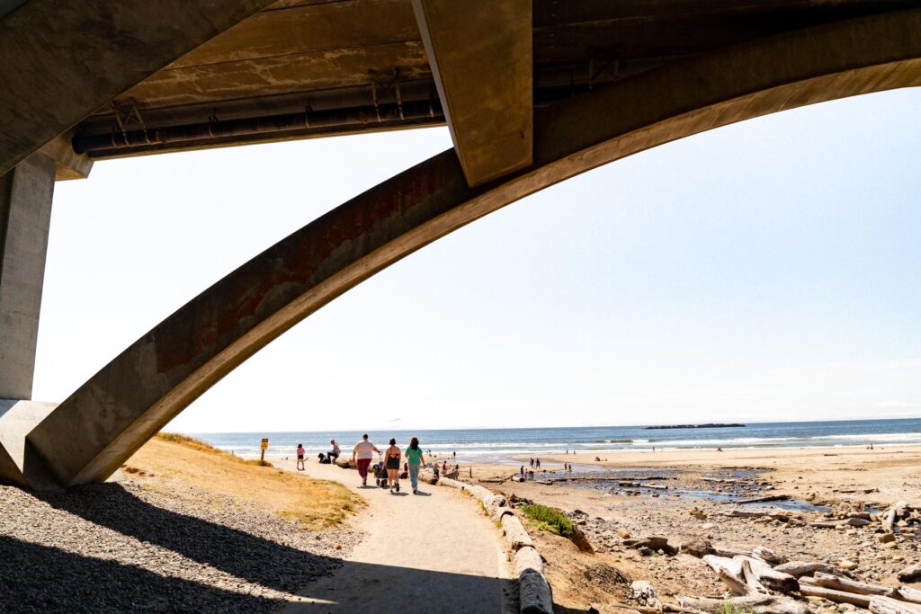15 IRRESISTIBLE Oregon Coast Beaches to Explore This Summer