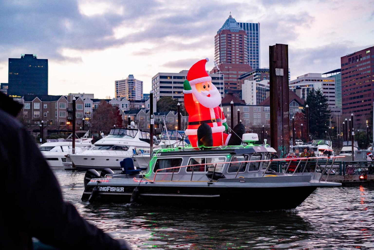 Celebrating CHRISTMAS in Portland (Local's Holiday Guide)