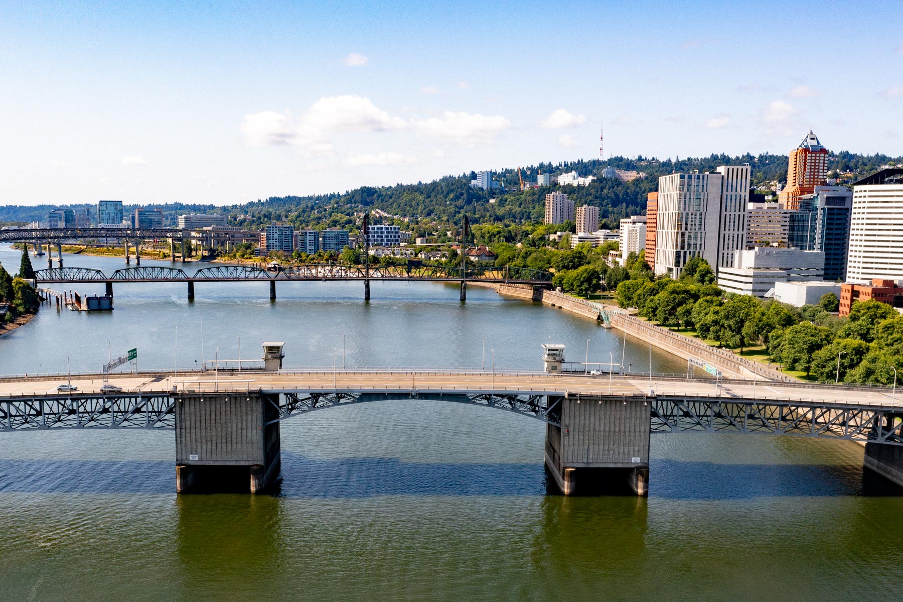 12 ICONIC Bridges in Portland, Oregon (With Facts & Photos)
