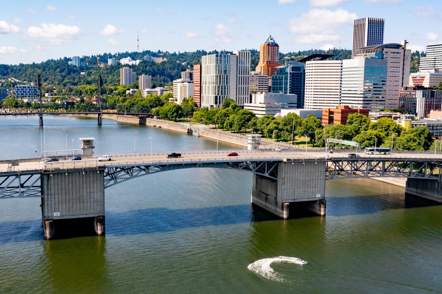 12 ICONIC Bridges in Portland, Oregon (With Facts & Photos)