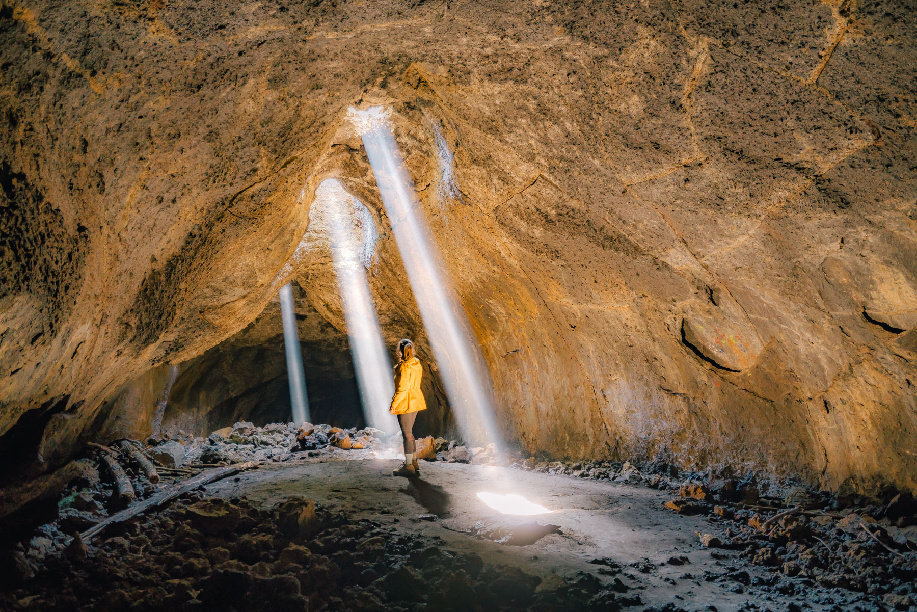 Exploring Oregon's Skylight Cave Like a Pro (+ Helpful Tips)