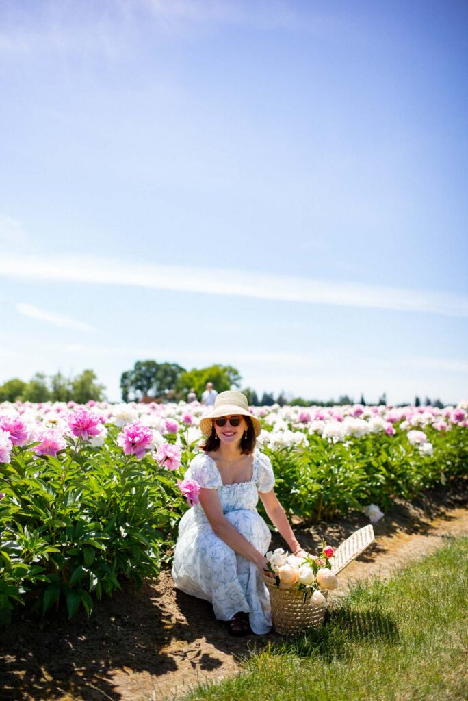 10 BREATHTAKING Flower Fields Near Portland (Local's Guide)
